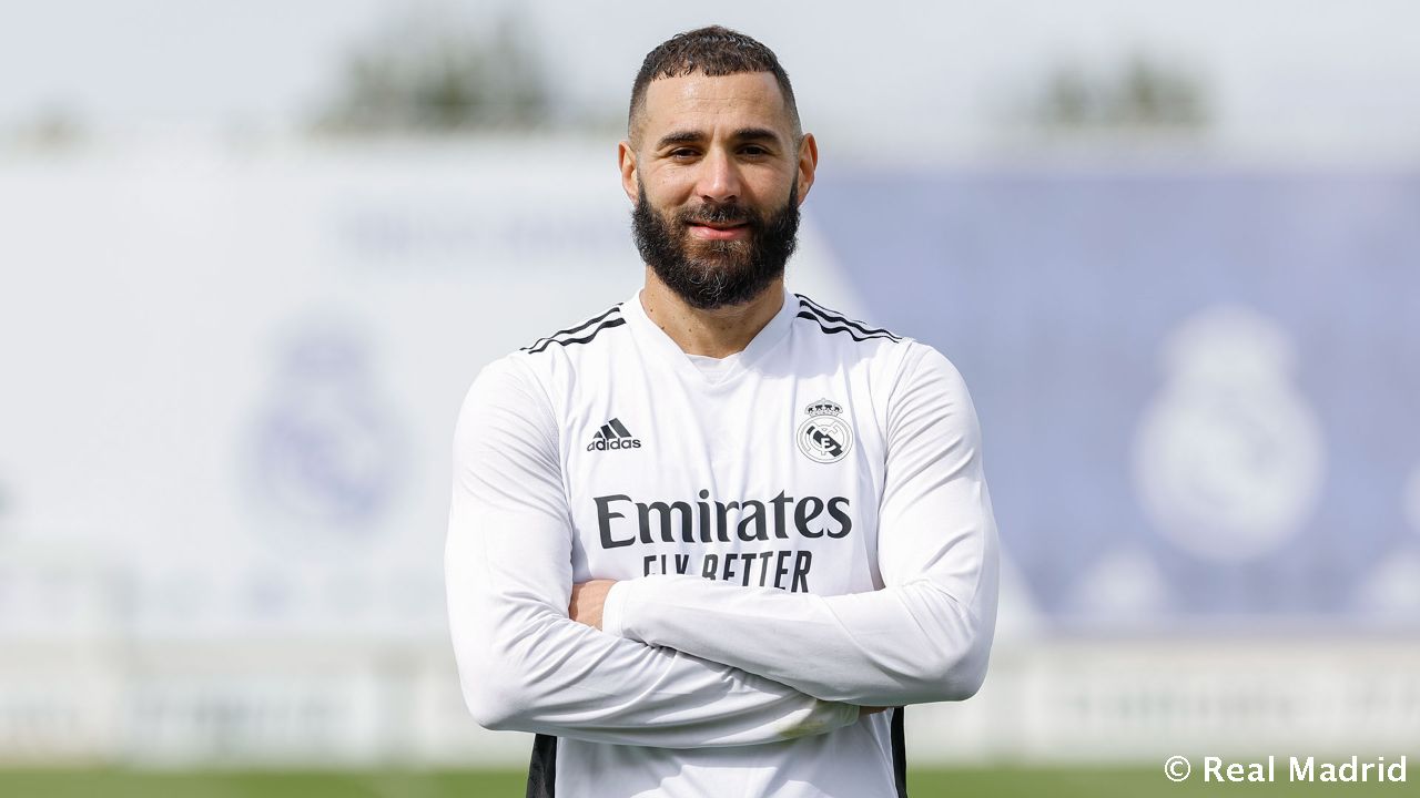 Recuperado, Benzema declara: "Feliz e com vontade de jogar"