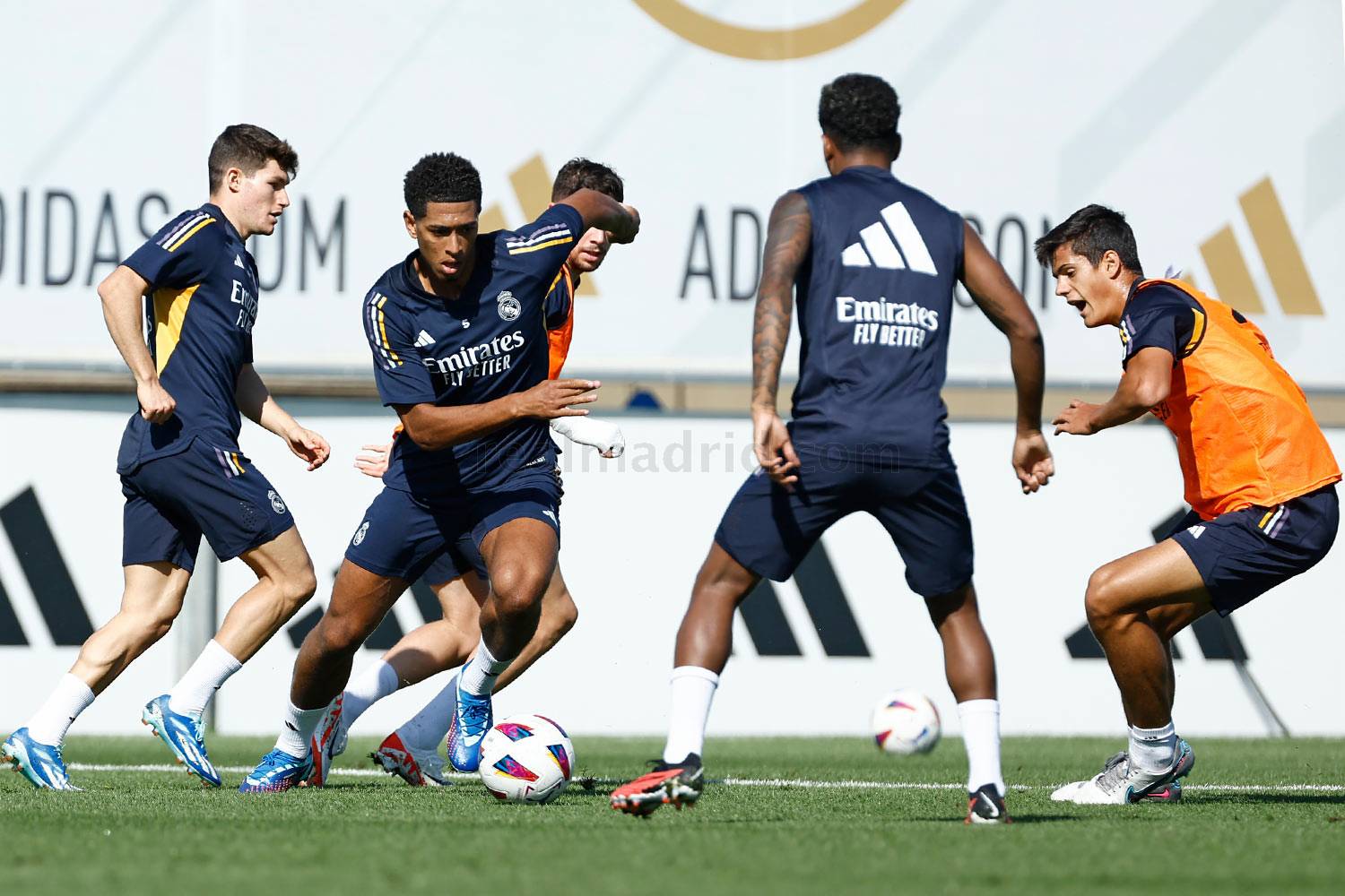 Real Madrid terá apenas um zagueiro disponível contra o Osasuna Real Madrid terá apenas um zagueiro disponível contra o Osasuna