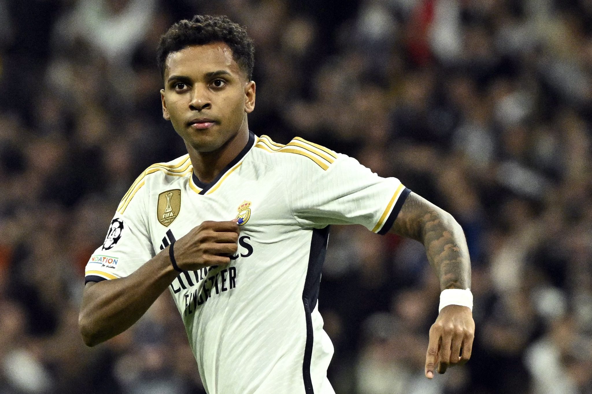 Rodrygo evita falar de Messi e brinca: "O Real Madrid não deixa"