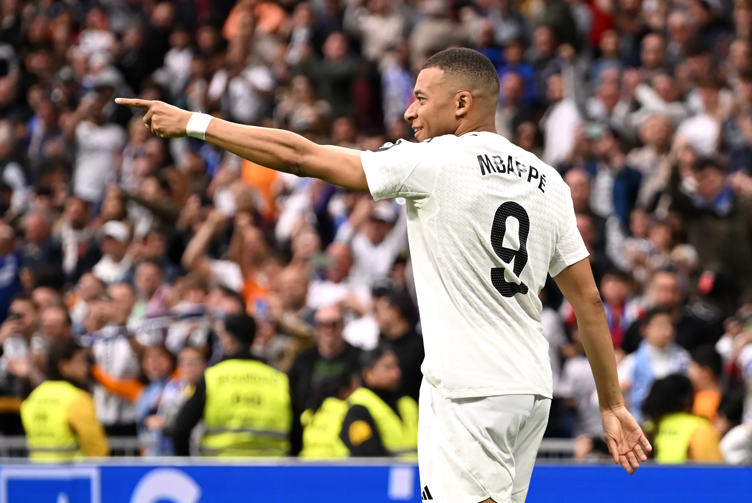 Mbappé e Guler brilham, e Real Madrid vence Celta pela LaLiga